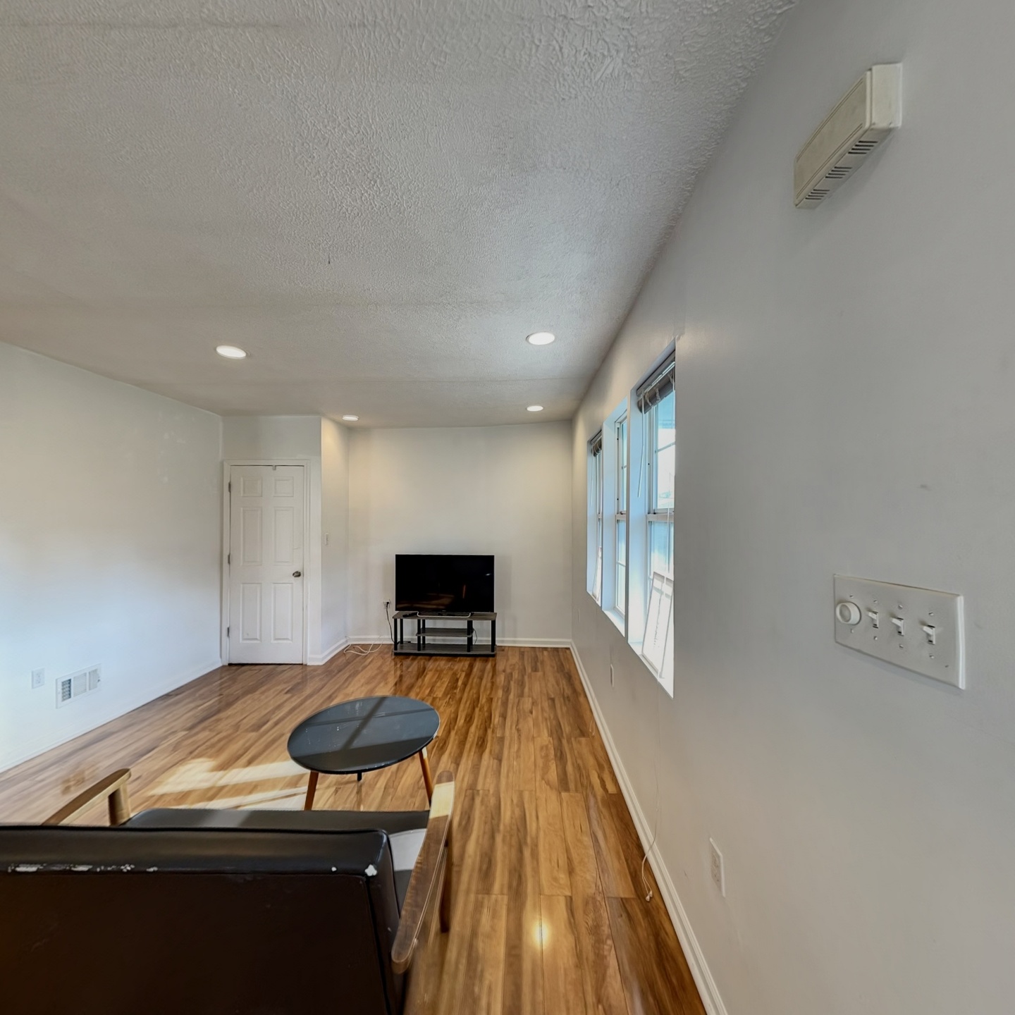 Realsee VR | 2353 Tilbury Ave, Pittsburgh, PA 15217