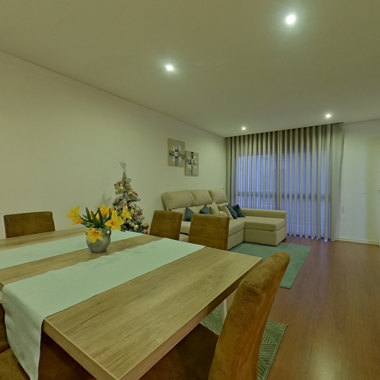 Realsee VR | ID 2480725