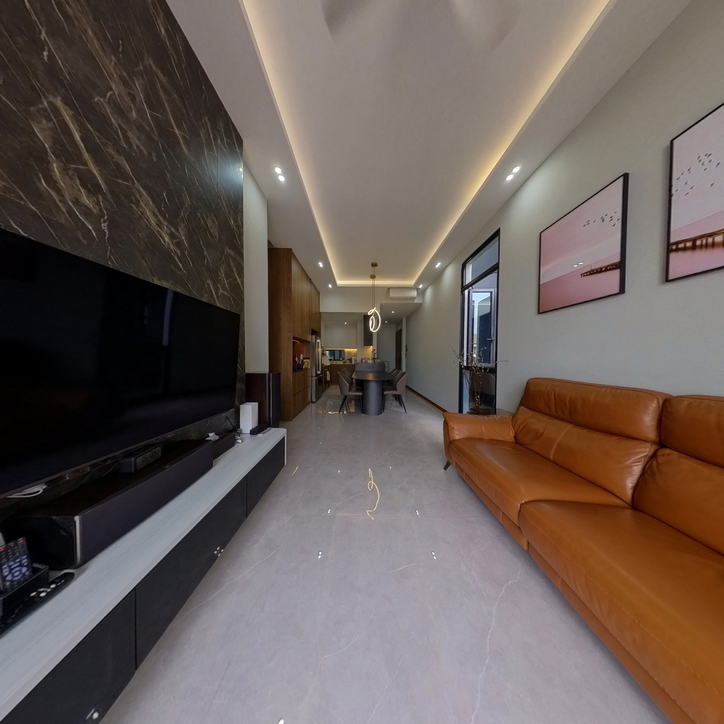 Realsee VR | OLLOI 4 Bedroom Virtual Experience