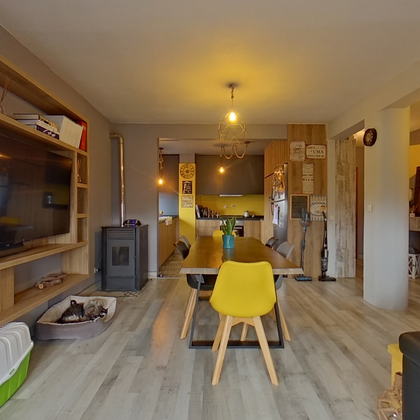 Realsee VR | ID 2493143